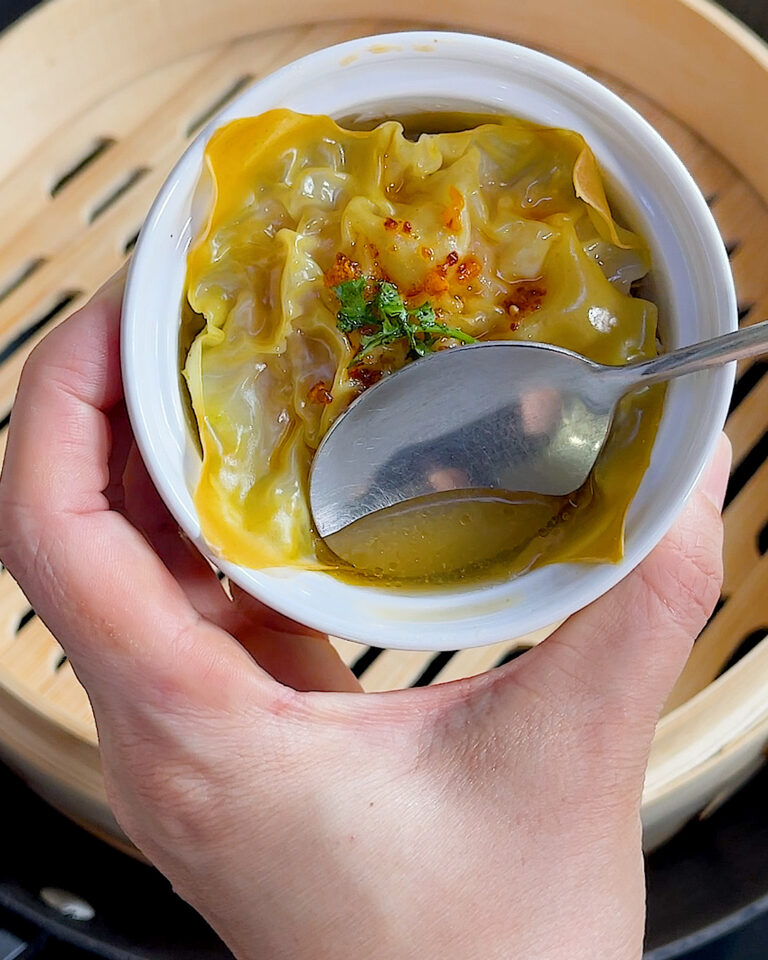 Steamed Dumplings in a Bowl (Dumpling Hack)