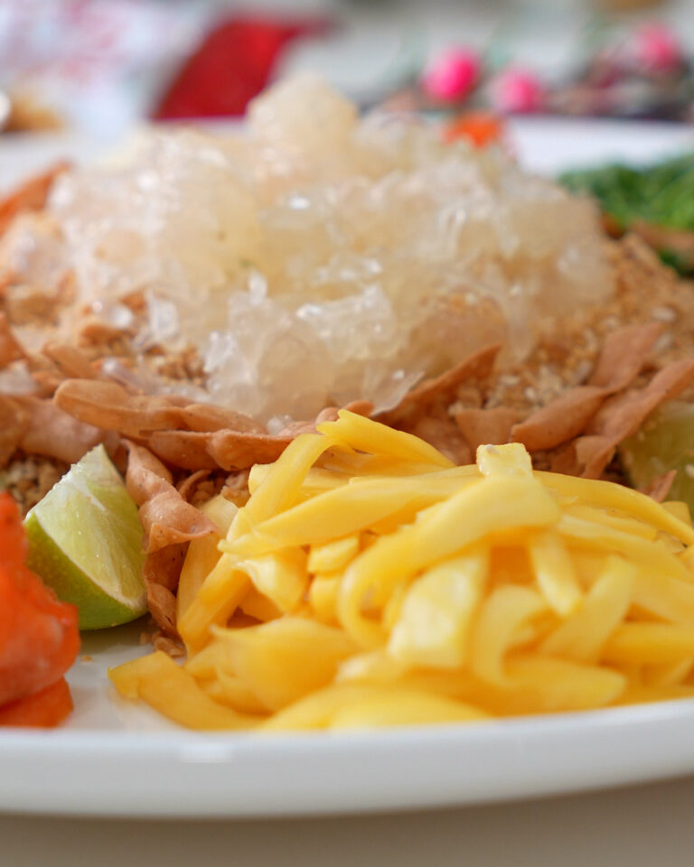 Prosperity Yee Sang Recipe | Easy Homemade Lou Sang for CNY